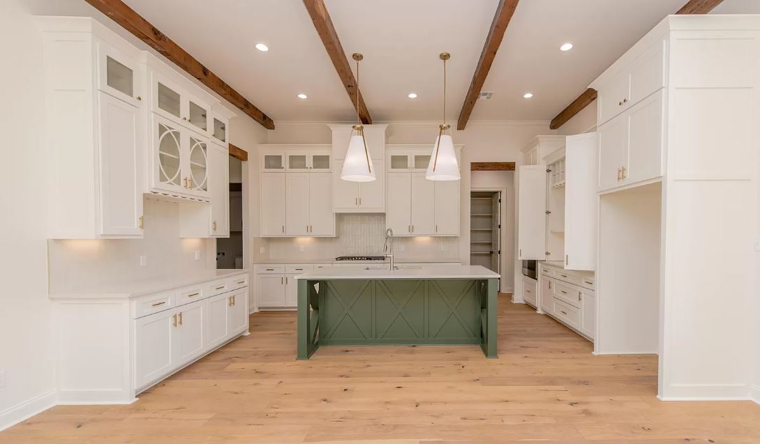 105 Canary Palm - Kitchen - AM Design & Construction Group