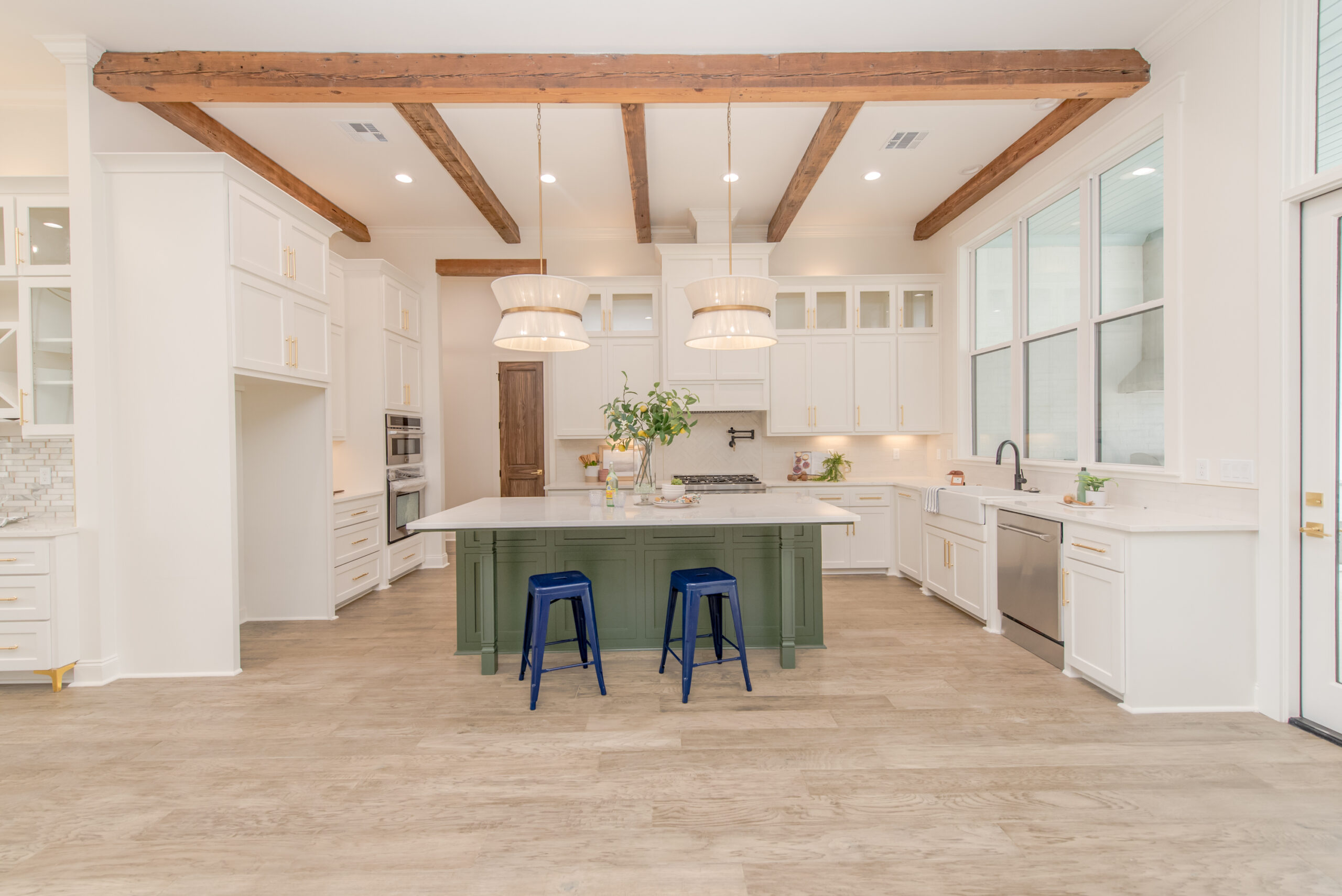 109 Royal Palm - Kitchen 2 - AM Design & Construction Group